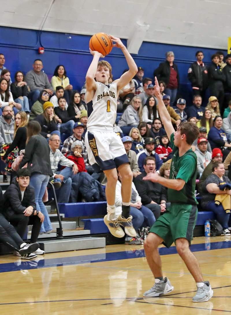 Bulldogs defense takes bite out of Pride - Turlock Journal