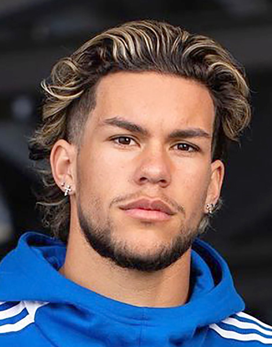 Cowell represents USMNT - Ceres Courier