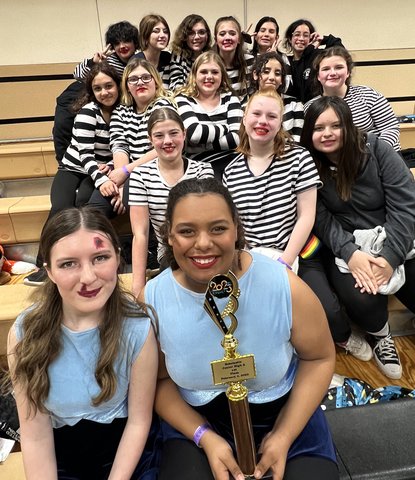 OJHS Colorguard Wins Big - Oakdale Leader