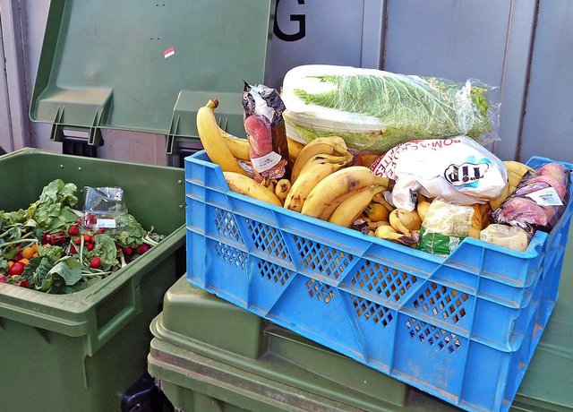 State burdens cities to connect food wasters with charity groups ...