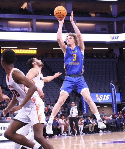 Ripon Christian claims 12th SJS banner - Manteca Bulletin