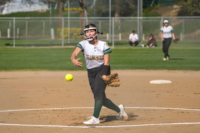 Hilmar softball, baseball squads dominated by underclassmen - Turlock ...