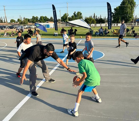 Local officers, kids test skills at Police Activities League fundraiser ...