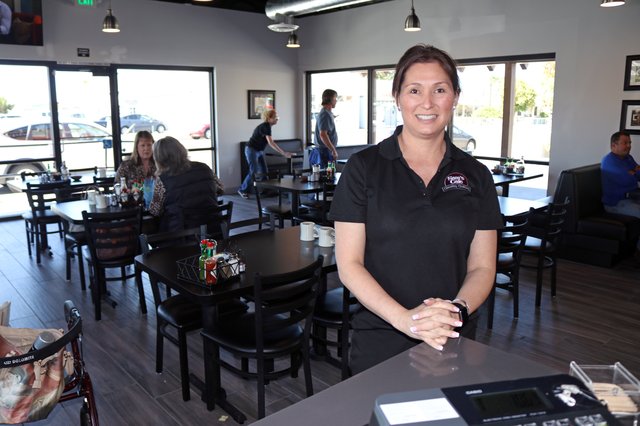 Sam’s Cafe has loyal customer base - Ceres Courier