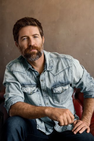 Country Singer Josh Turner Performing At Gallo Center - Escalon Times
