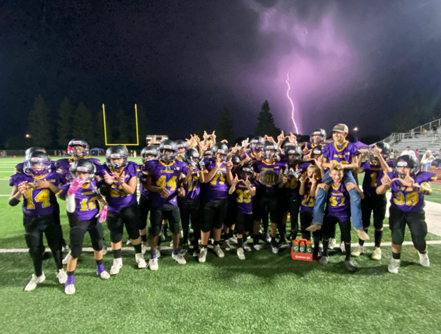 Youth Football Squads Play Through Wild Homecoming - Escalon Times
