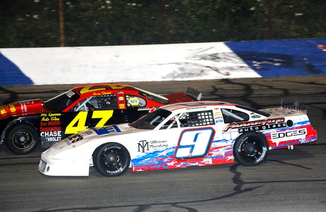 Packed Night Of Racing Thrills Fans At 99 Speedway - Oakdale Leader