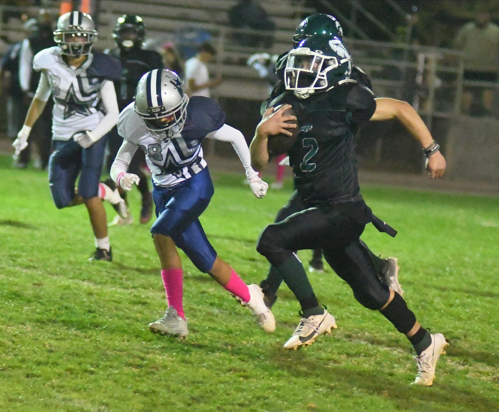 Carabello plays part in 7 TDs as Jr. Buffs trample Cowboys - Manteca ...