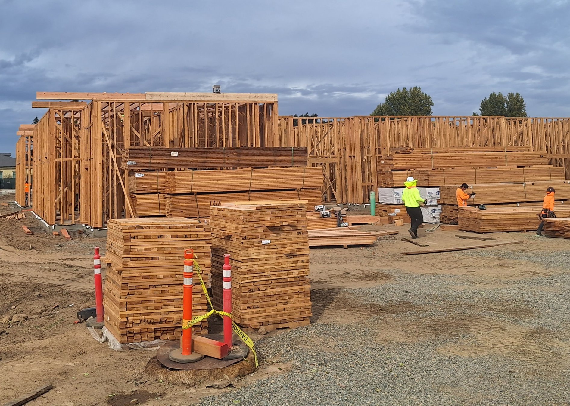 Bethany Homes senior complex walls going up - Manteca Bulletin