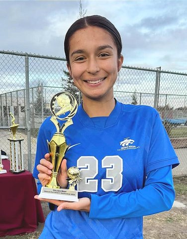 ATHLETE OF THE WEEK: Hailey Cruz, Sierra soccer - Manteca Bulletin