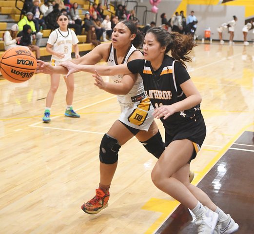 Late scoring drought dooms Lathrop in Stagg tourney semifinal - Manteca ...