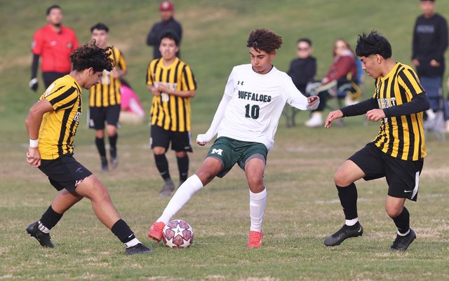 Manteca earns 1st shutout, 1st tourney win of the season in Buff Cup ...