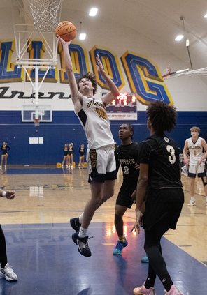 Bulldogs stage second-half comeback against Antioch - Turlock Journal