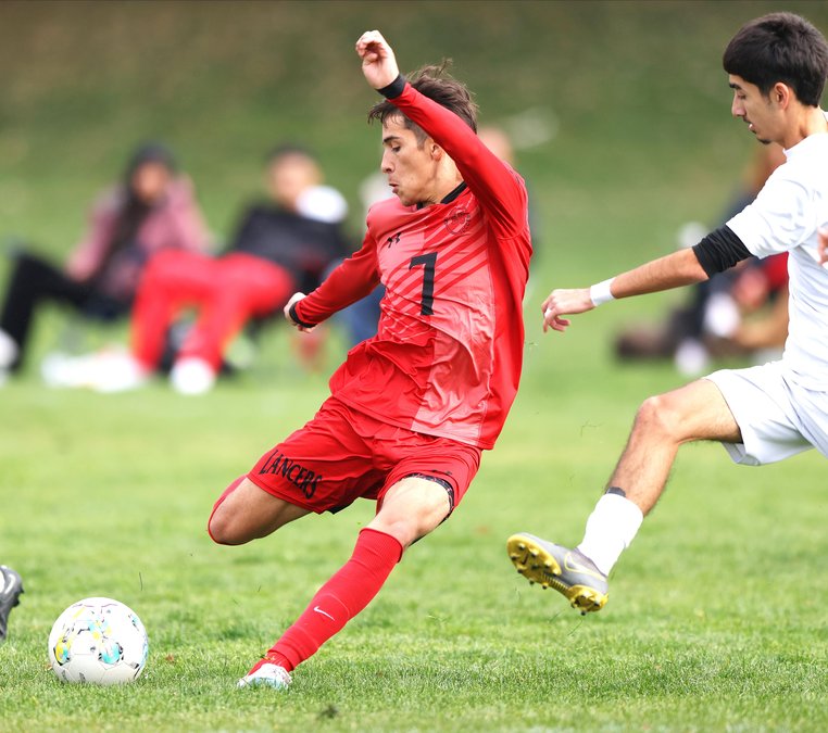 East Union’s Giovanni Perez reaches 100-goal milestone - Manteca Bulletin