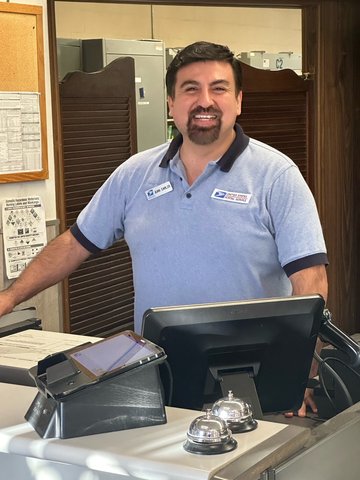 Postal worker’s decisive action praised, earns hero nomination ...