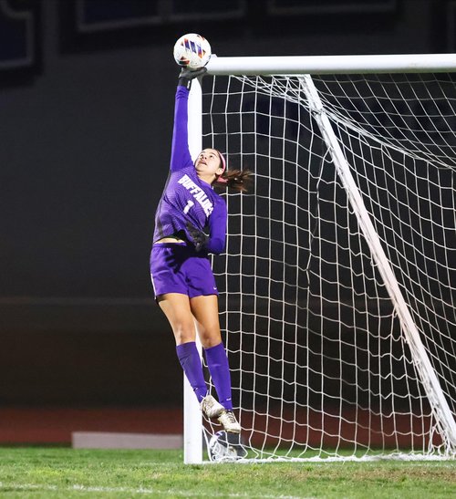 ROUNDUP: Manteca, RC advance; Sierra, Lathrop out of girls soccer ...