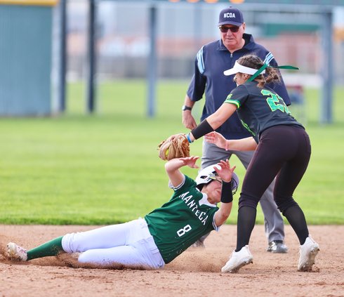 Controversial run decides Manteca loss to Tracy - Manteca Bulletin