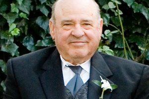 OBITS - Oakdale Leader