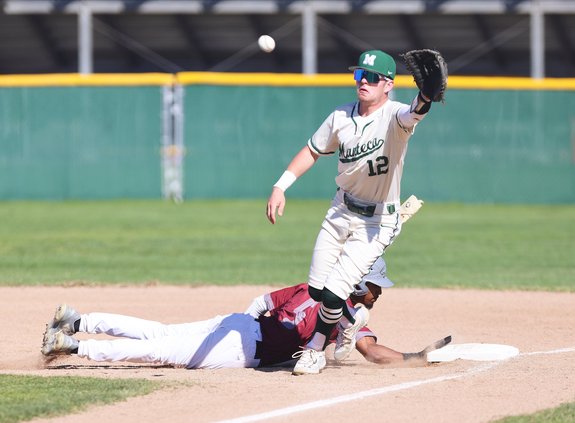 Freshmen help Buffs edge Weston Ranch - Manteca Bulletin