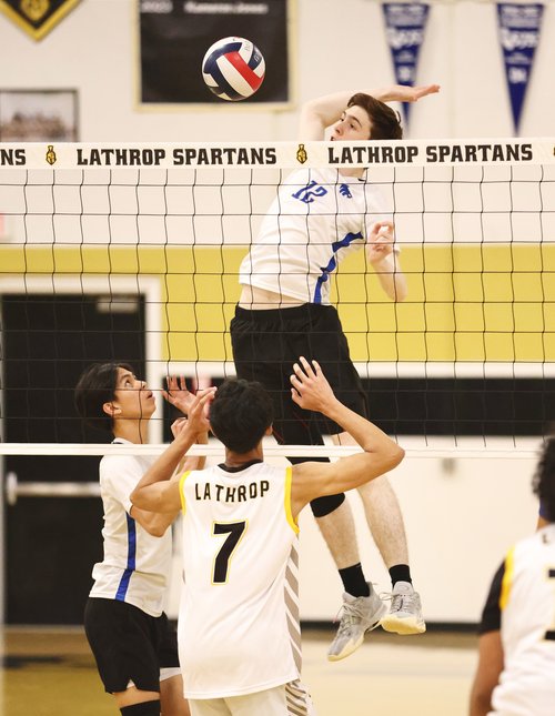 Sierra downs Lathrop in non-league tune-up between contenders - Manteca ...