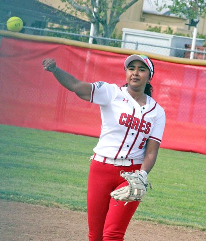 Dawgs remain unbeaten in league play - Ceres Courier