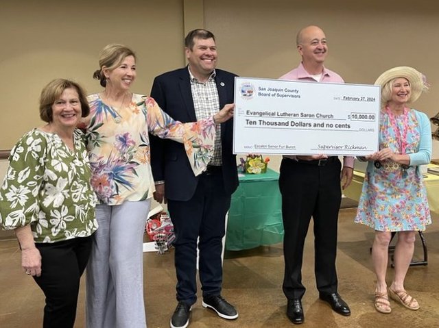 FUN BUNCH FUNDS - Escalon Times