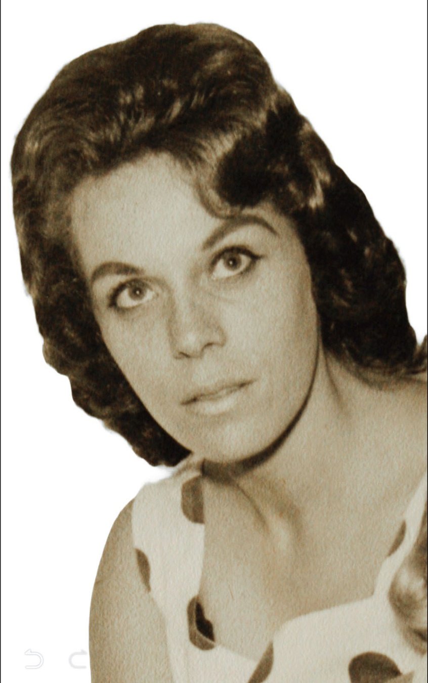 Dorothy "Dottie" Mae Burris Hammond - Manteca Bulletin