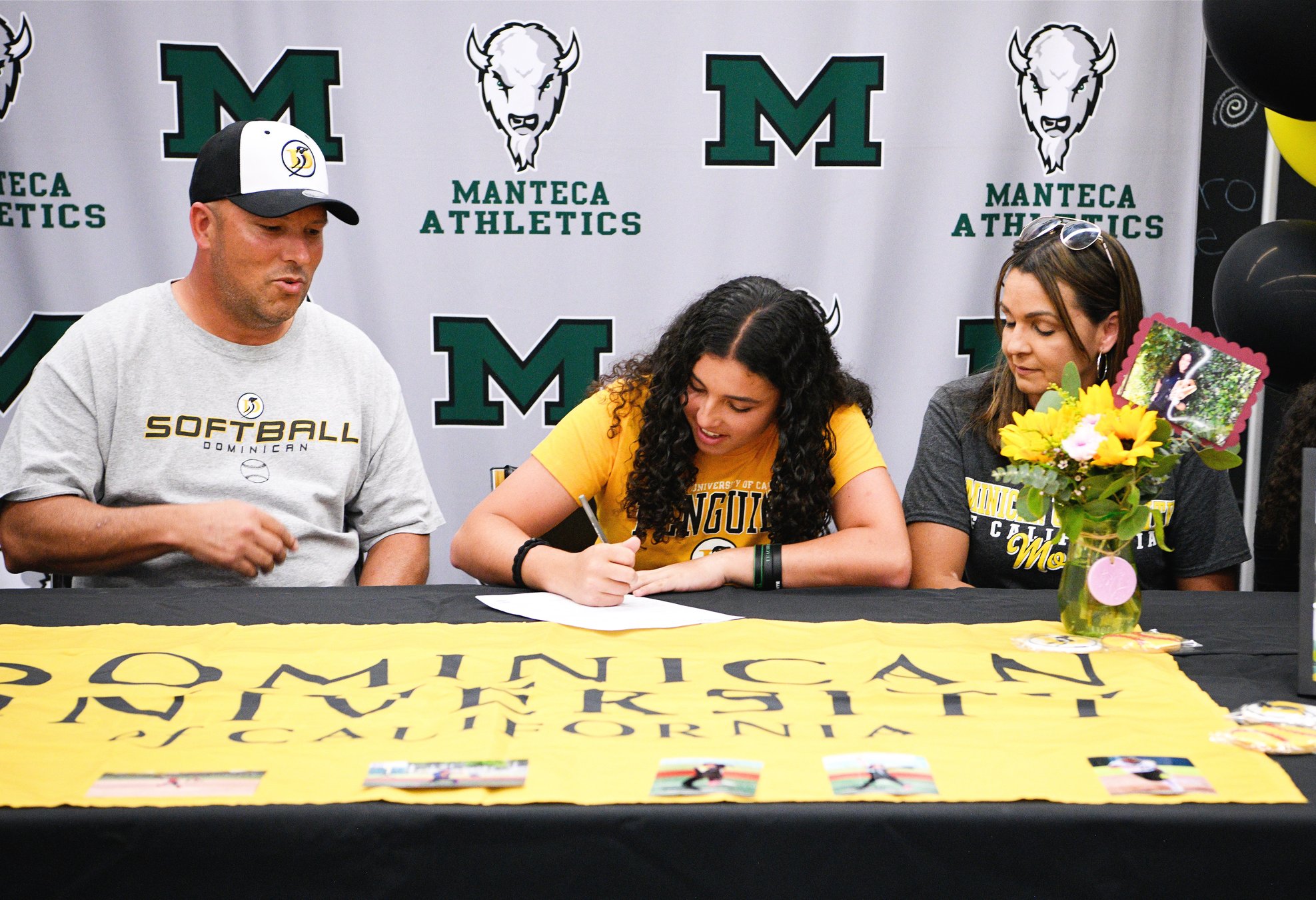 Manteca pitcher signs with Dominican University - Manteca Bulletin