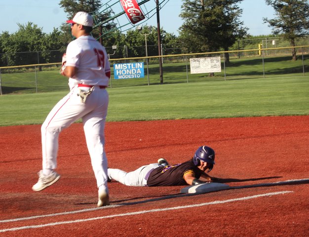 Spring squads see regular season, playoffs winding down - Escalon Times