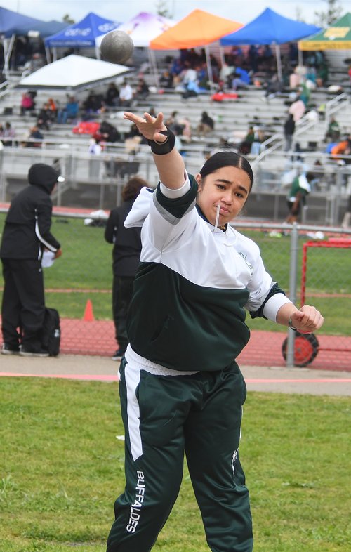 Hurdlers head local SJS Masters qualifiers - Manteca Bulletin