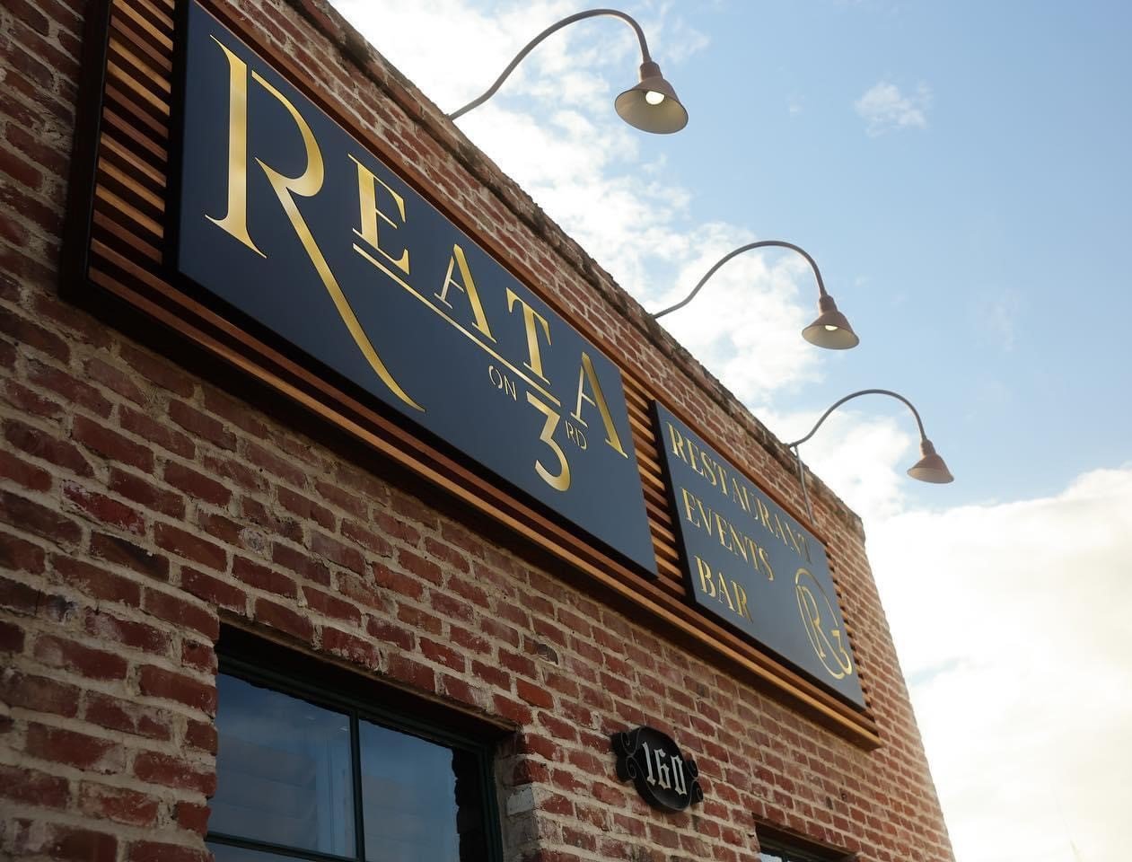 Reata on 3rd offers variety and originality - Oakdale Leader