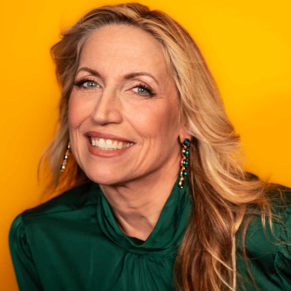 National comic act on stage tonight, Saturday at Deaf Puppy Comedy ...