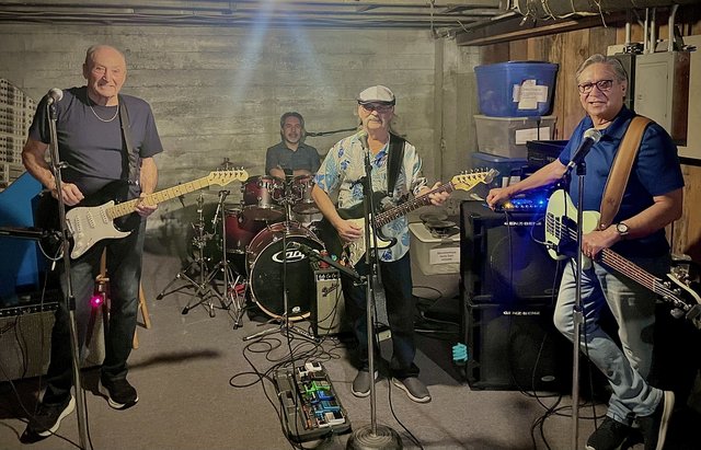 Pancake houses to concerts, Fabulous Blue Notes do it all - Oakdale Leader