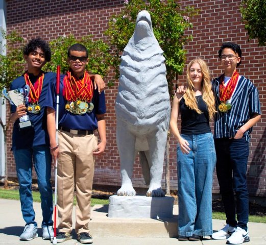 Sierra scholar team earns 4 trophies, 31 medals in World Cup - Manteca ...