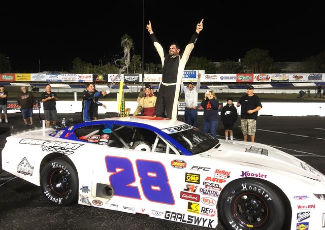 Racing action returns to Stockton 99 Speedway - Oakdale Leader