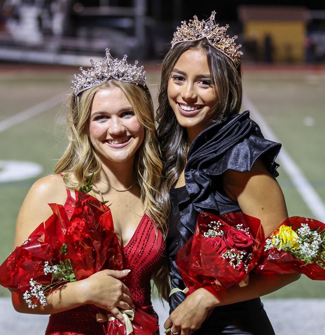 Happy Homecoming for Mustangs, fans - Oakdale Leader