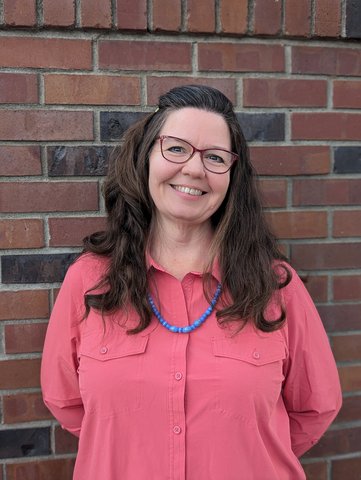 Kari Thompson leads with love for Newman - Westside Connect