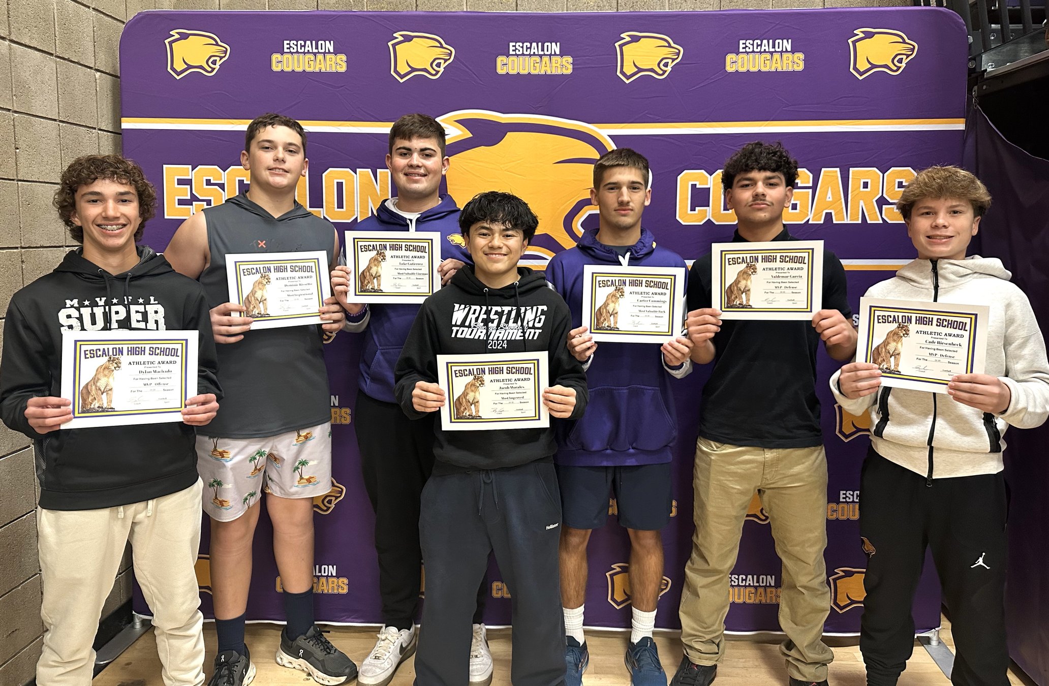 Football awards presented at freshman, JV, varsity levels - Escalon Times