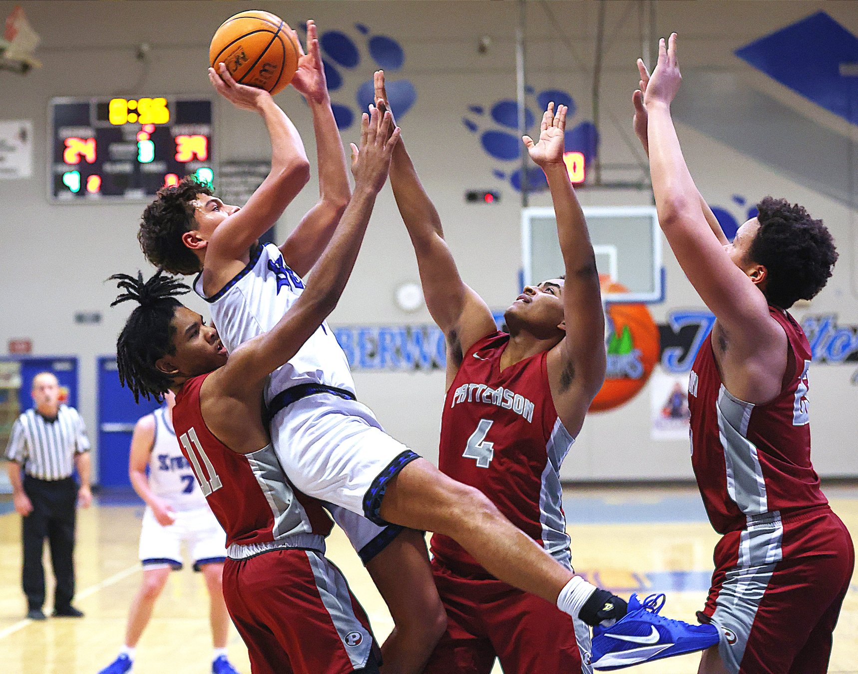 Slow start, mistakes doom Timberwolves in VOL opener - Manteca Bulletin