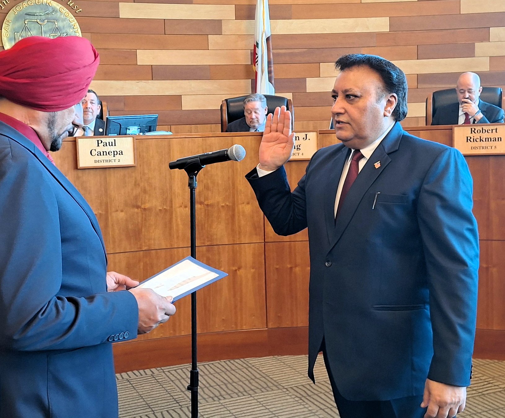 DHALIWAL SWORN IN - Manteca Bulletin