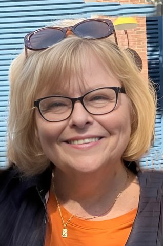 Kathryn Dian Robello - Manteca Bulletin