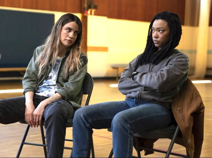 Movie Review: "My Dead Friend Zoe" is dark comedy about PTSD - Oakdale ...