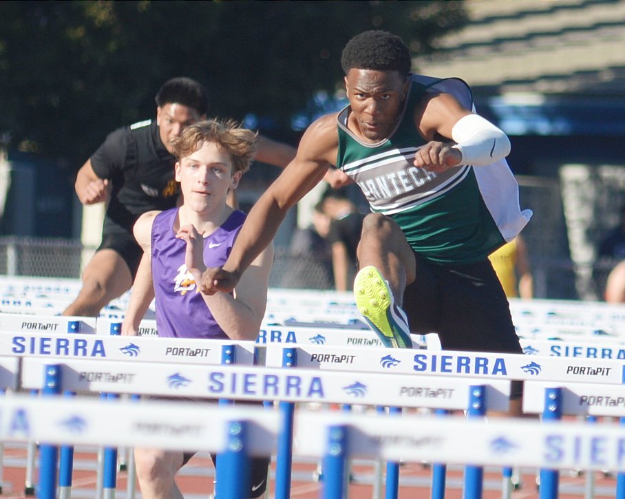 THE TIMBERWOLF INVITATIONAL - Manteca Bulletin