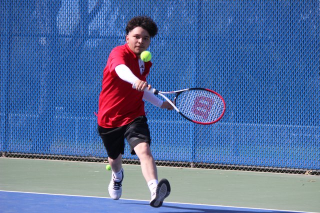 Gustine tennis falls short to Waterford, 5-4 - Westside Connect