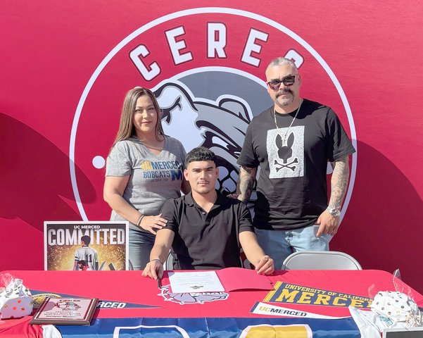 Murillo will play soccer at college level for UC Merced - Ceres Courier