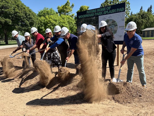 Manteca breaks ground on $3.8M splash pad - Manteca Bulletin