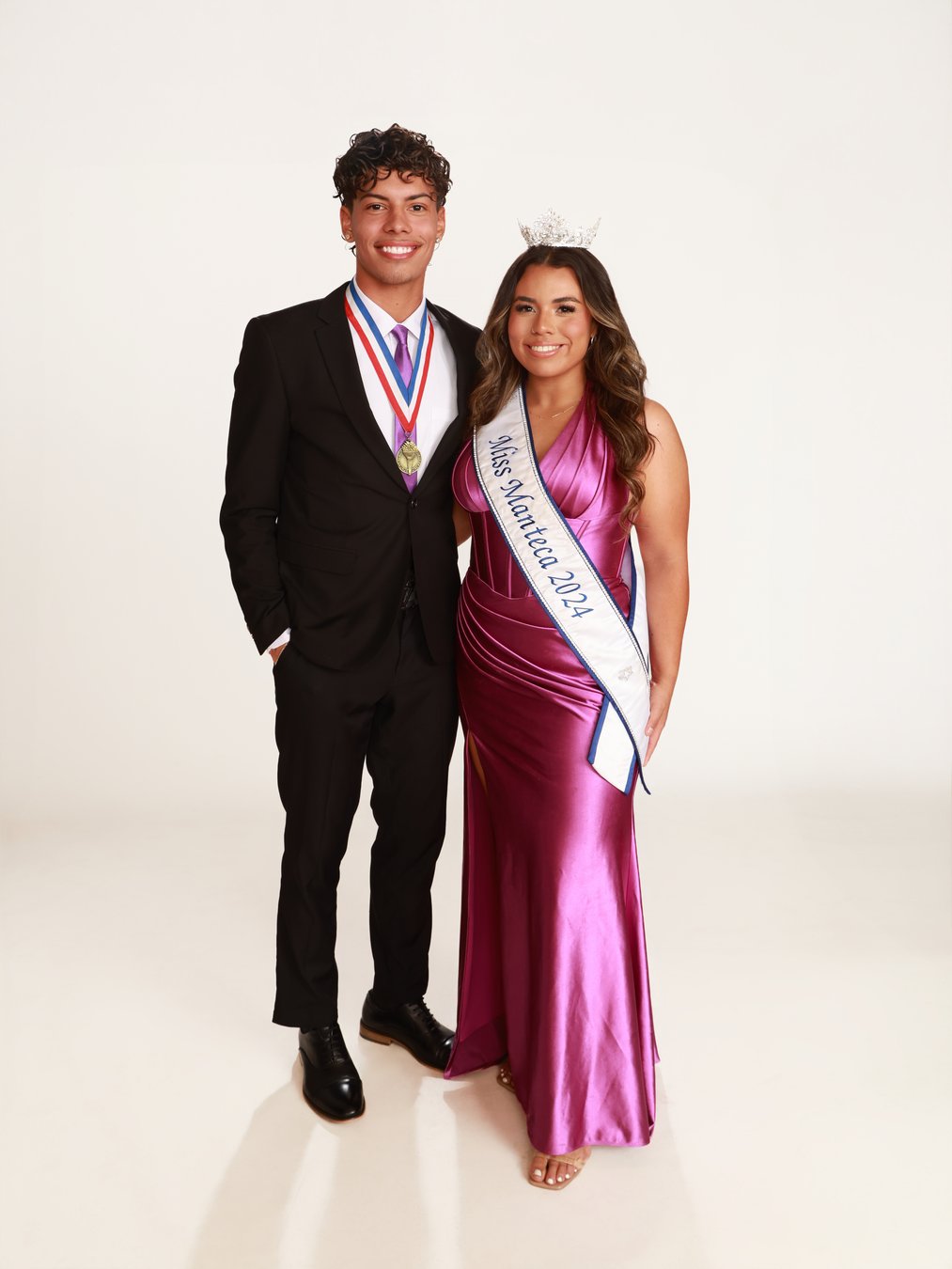 Crowning today of the New Miss Manteca City Ambassador & teen titles ...