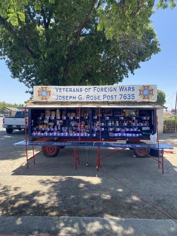 Local veterans’ groups light up Gustine with fireworks fundraiser ...