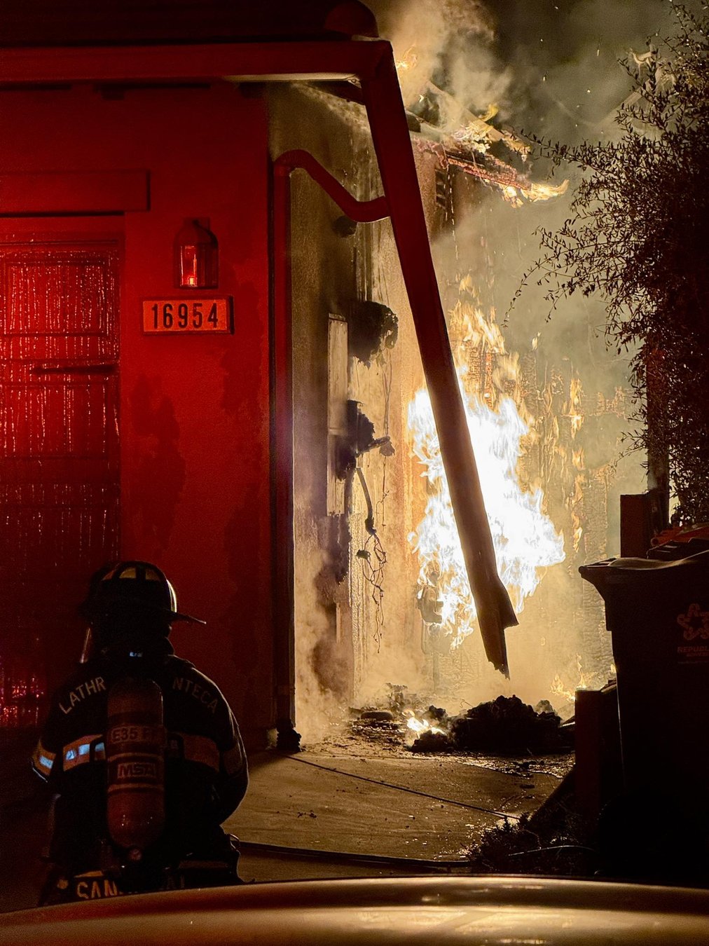 Lathrop Manteca Fire respond to 10 brush fires, 2 house fires - Manteca ...