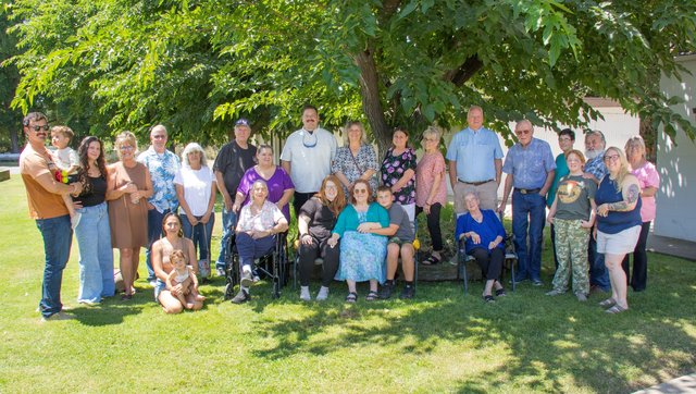 Farmington UMC family bids farewell to Pastor Peggy - Escalon Times